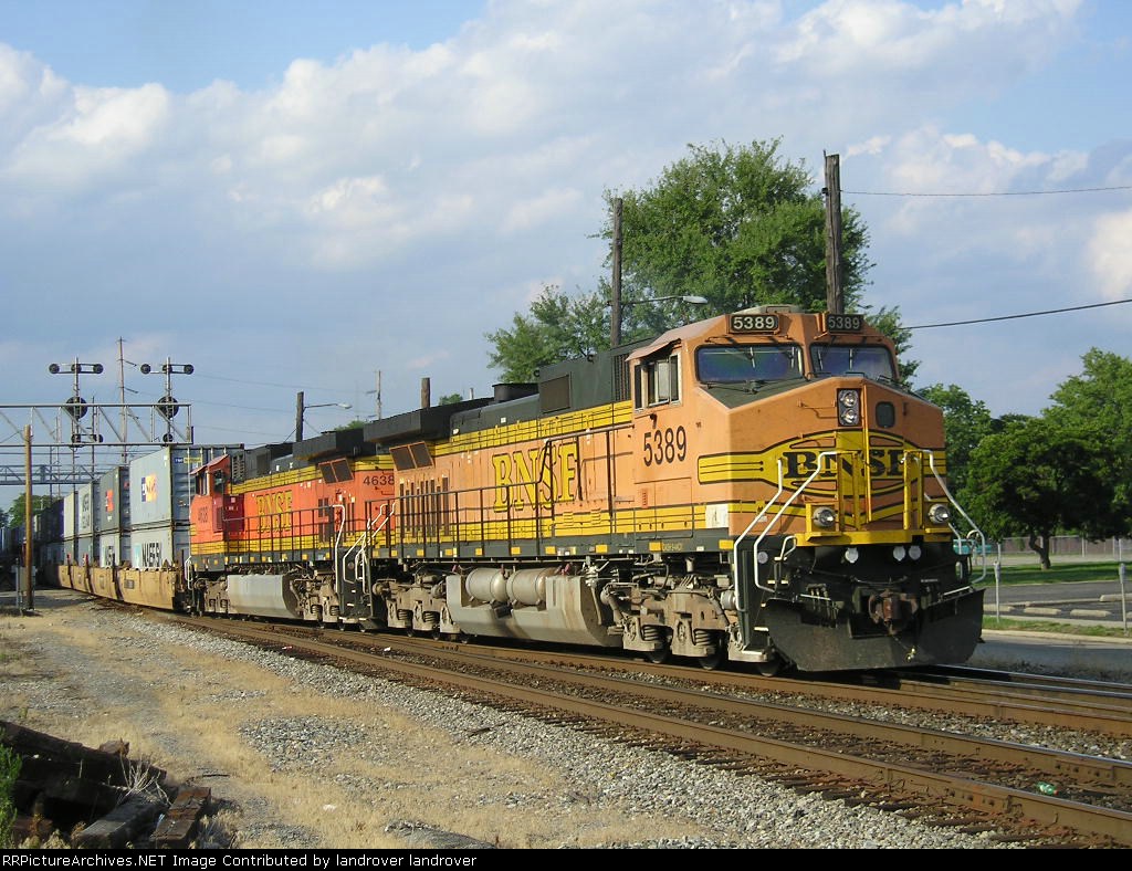 BNSF 5389